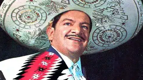 A 100 AÑOS DE SU NACIMIENTO, JOSÉ ALFREDO JIMÉNEZ SIGUE CANTANDO AL ...